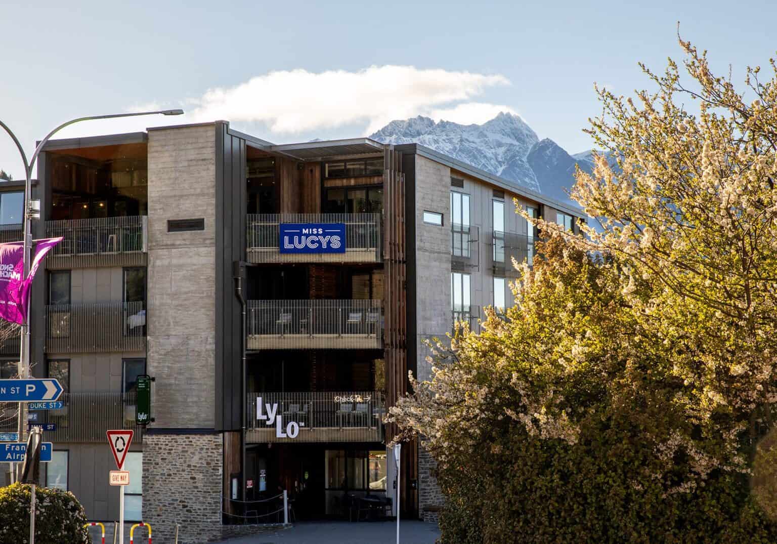 Coronet Peak Snow Cams | Coronet Peak Live Cam | Mountainwatch