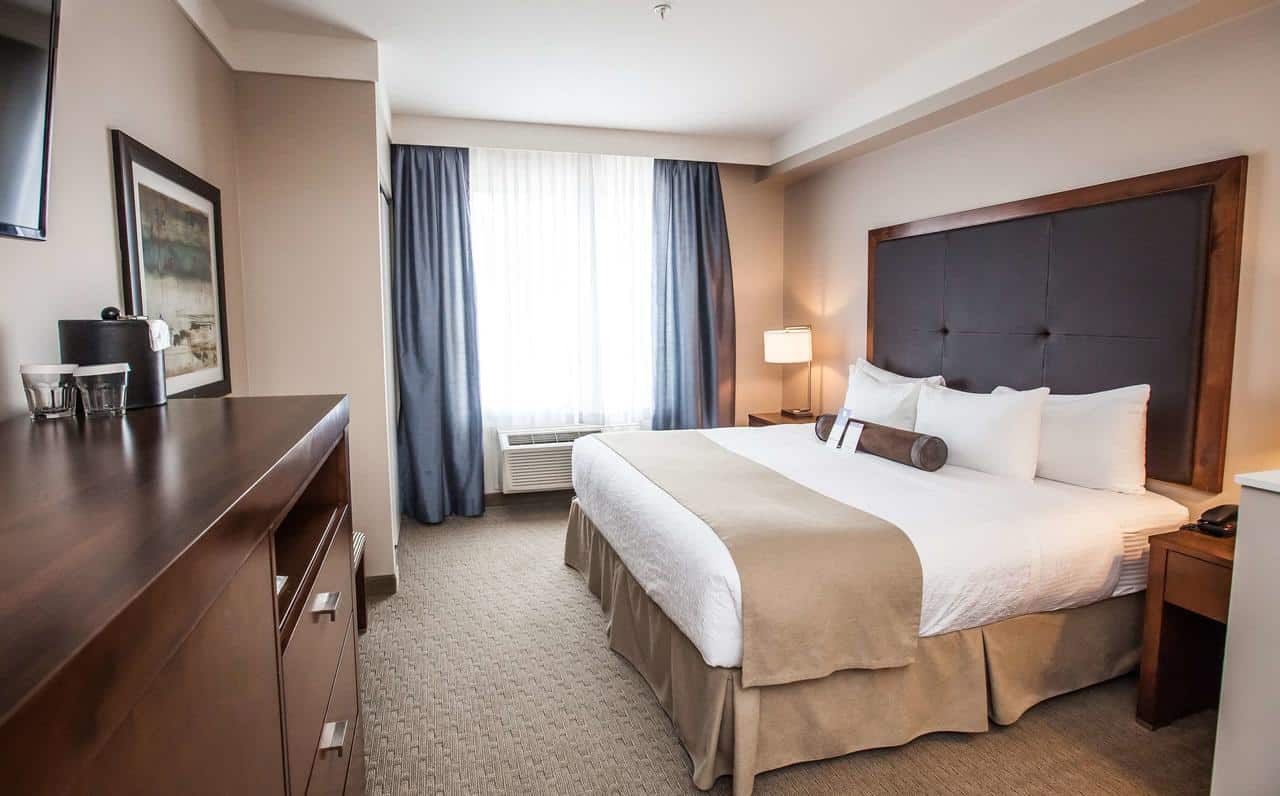 Best Western Plus - Revelstoke Accommodation - MountainWatch Travel