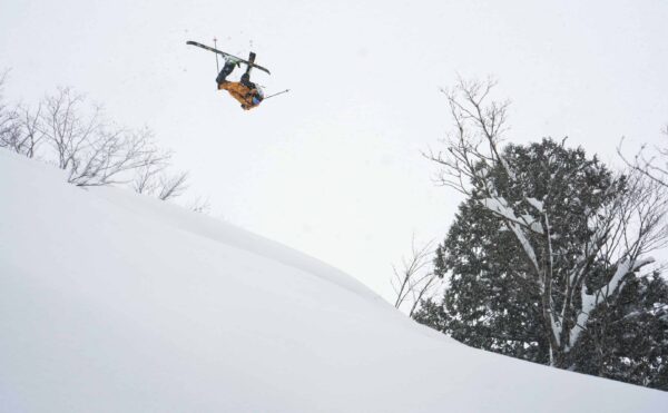 First Timer's Guide To Myoko - MountainWatch Travel