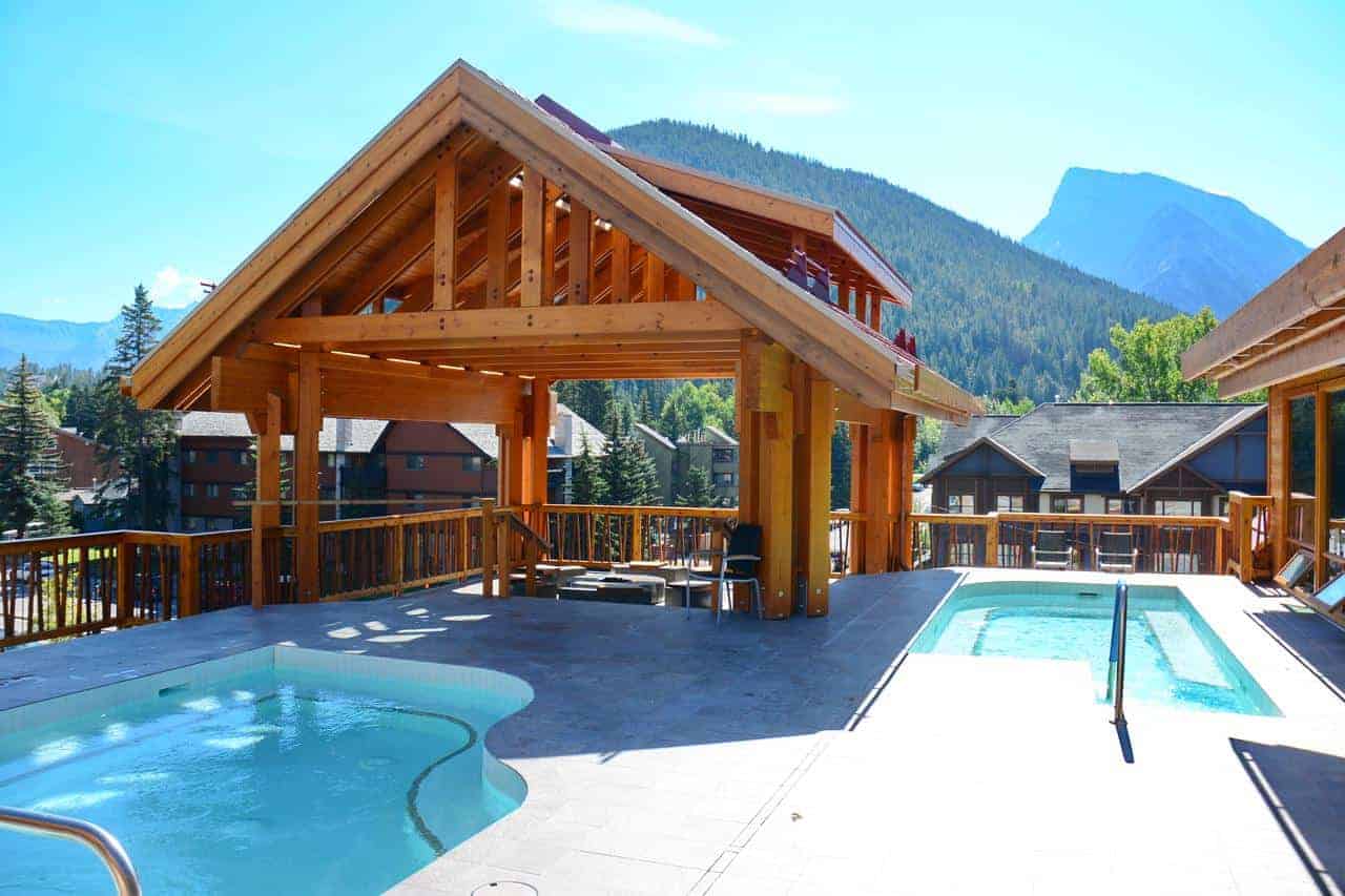 Moose Hotel & Suites - Banff Accommodation - MountainWatch Travel