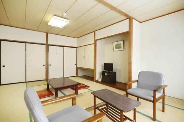 Chalet Shiga | Shiga Kogen Accommodation | Liquid Snow Tours