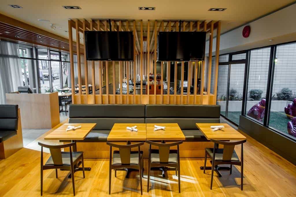 The Listel Hotel - Vancouver Accommodation - MountainWatch Travel