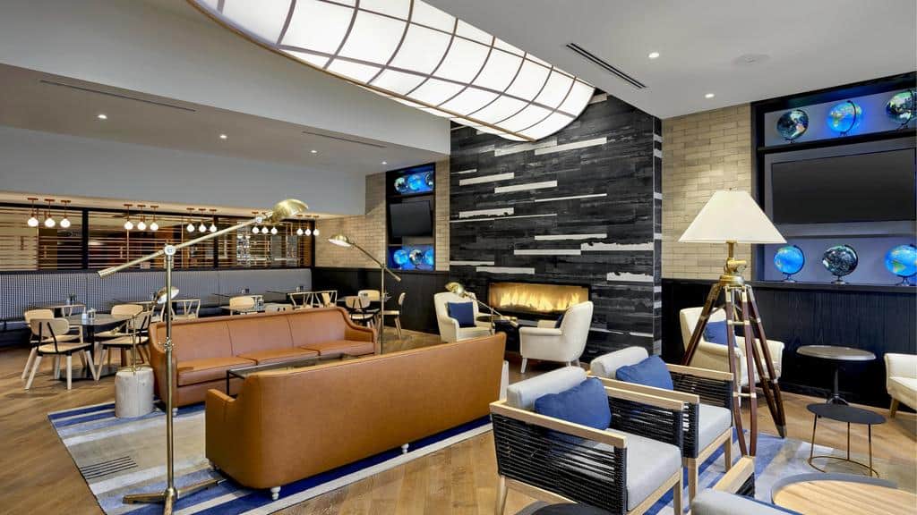 Delta Hotel, Calgary Downtown - Calgary Accommodation - MountainWatch ...