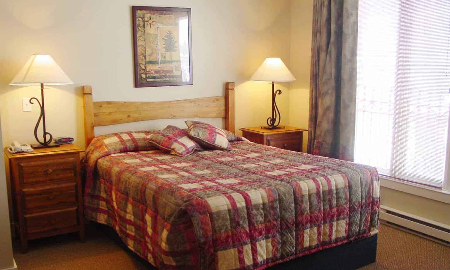 Chilcoot Lodge - SilverStar Accommodation - MountainWatch Travel