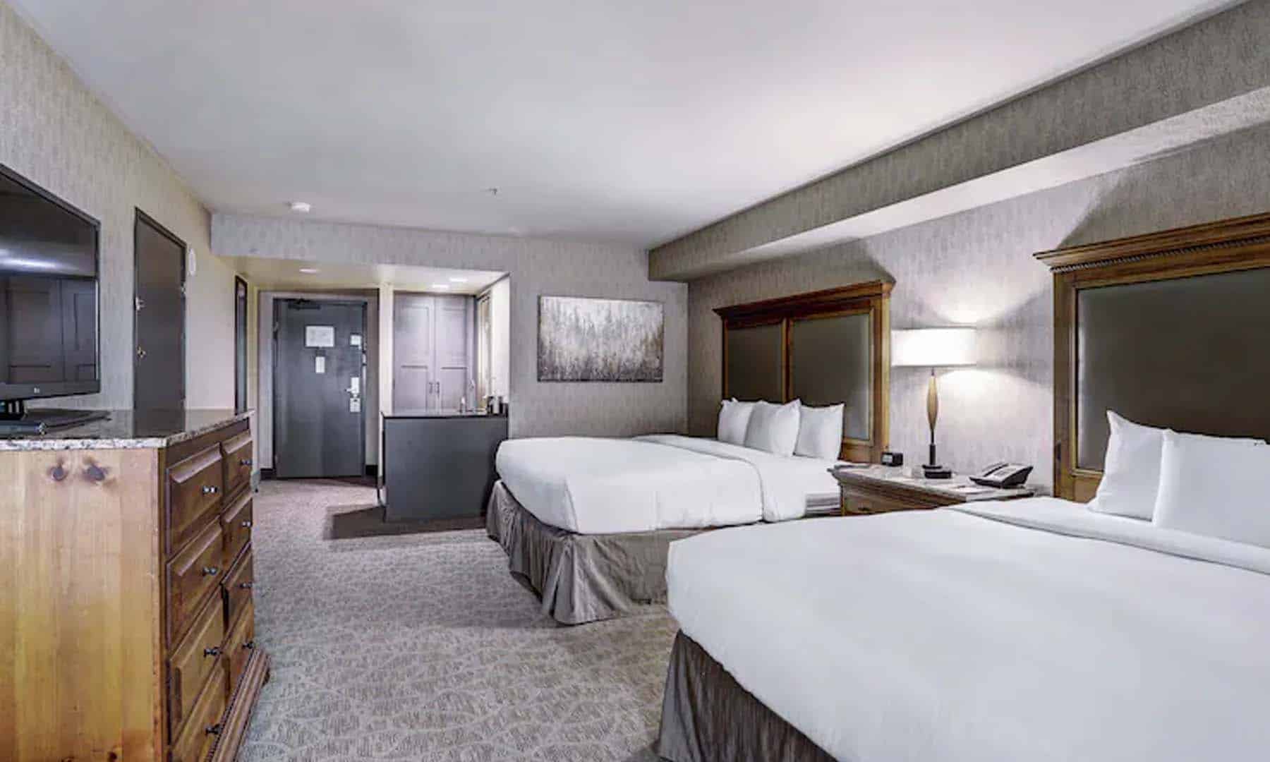 Doubletree by Hilton Hotel Breckenridge - Breckenridge Accommodation ...