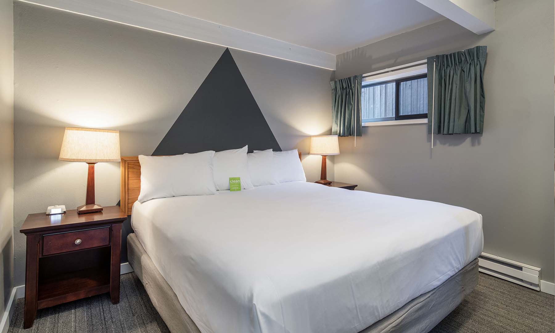 Tamarack Lodge - Mammoth Accommodation - MountainWatch Travel