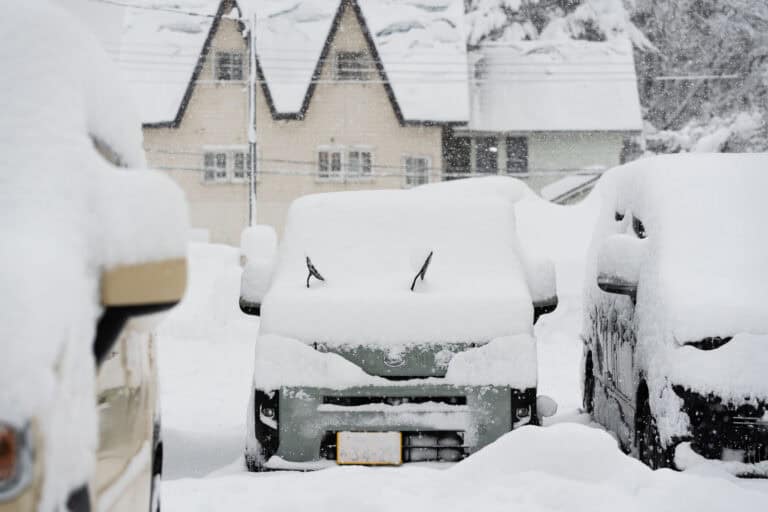 Record-breaking Snowfall Covers Northern Japan - MountainWatch Travel