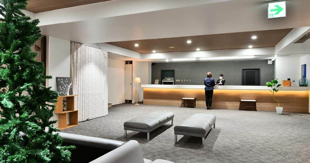 Shiga Grand Hotel - Shiga Kogen Accommodation - MountainWatch Travel